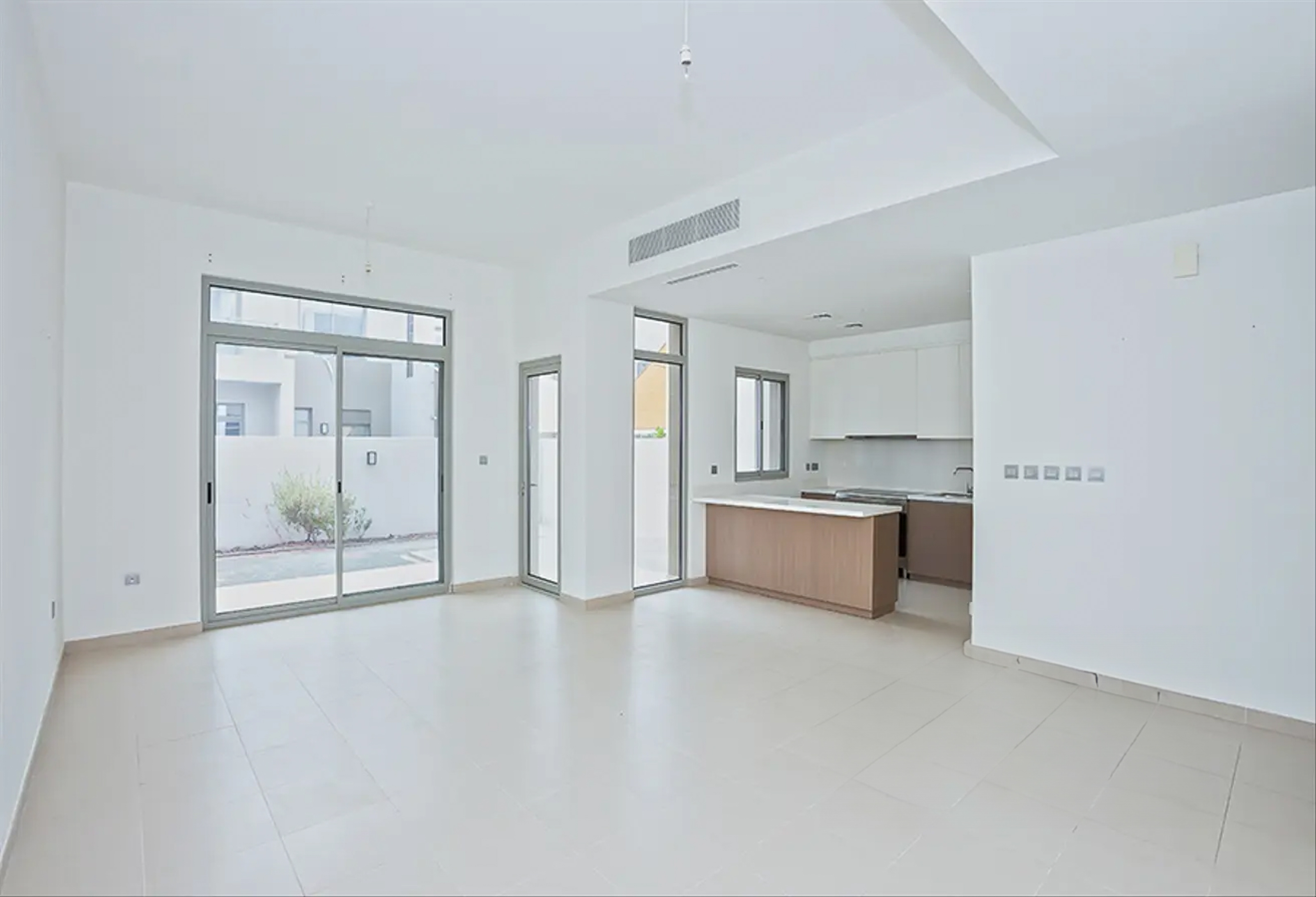 House for sale 3 Bedrooms 2196 sq ft Arabian Ranches 2 Reem Community ...